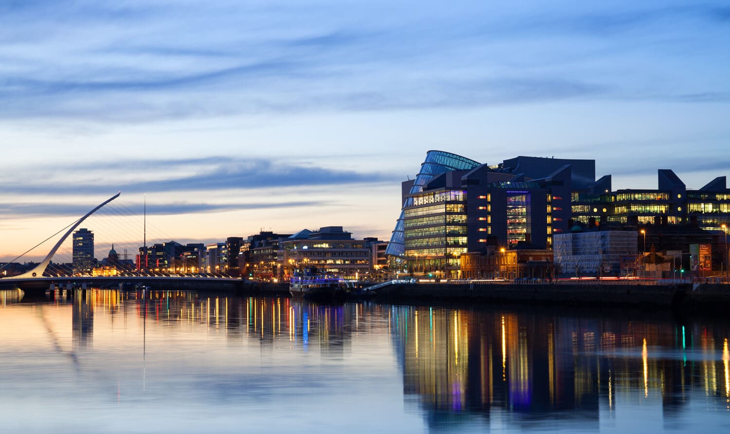 Venturewave Family Office - Wealth Management